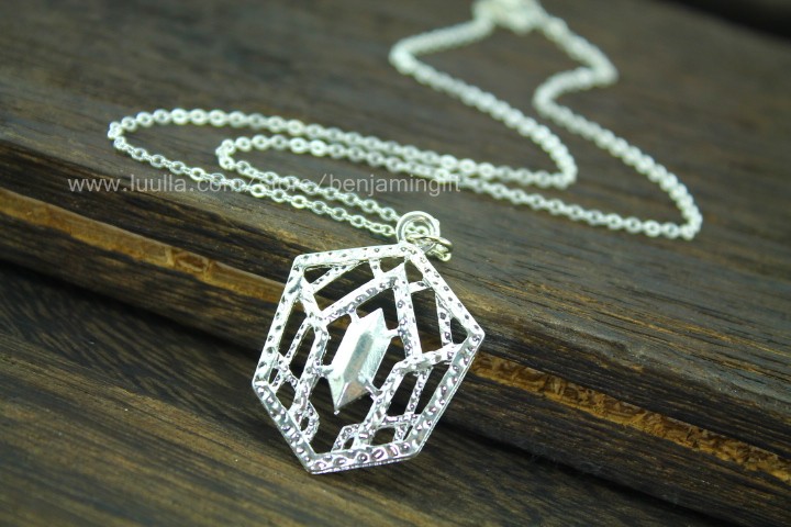The Dwarf Hobbit Jewelry Spider Necklace The Lord Of The Rings Jewelry ...